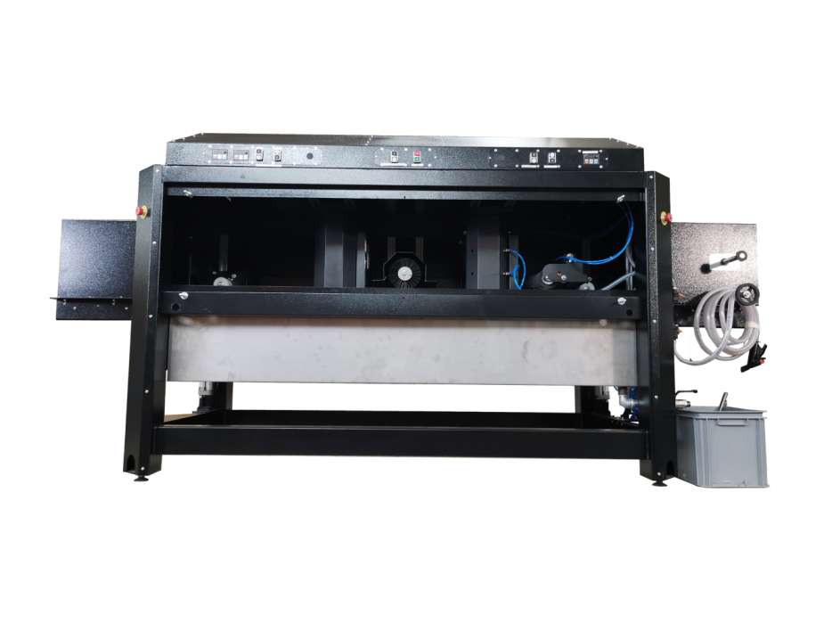 Máquina para impregnar y teñir vigas y machimbre en madera